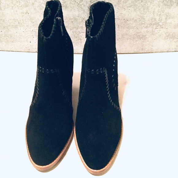 Ivanka Trump | Shoes | Ivanka Trump Black Mandel Booties Size 9m | Poshmark